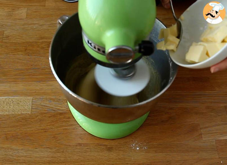 Extra soft heart-shaped brioches for Valentine's Day