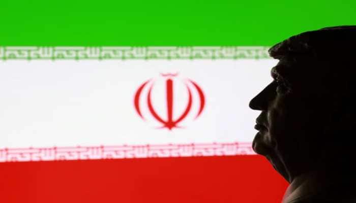 Trump swings the tariff hammer again, slaps 25% tariffs on countries ...