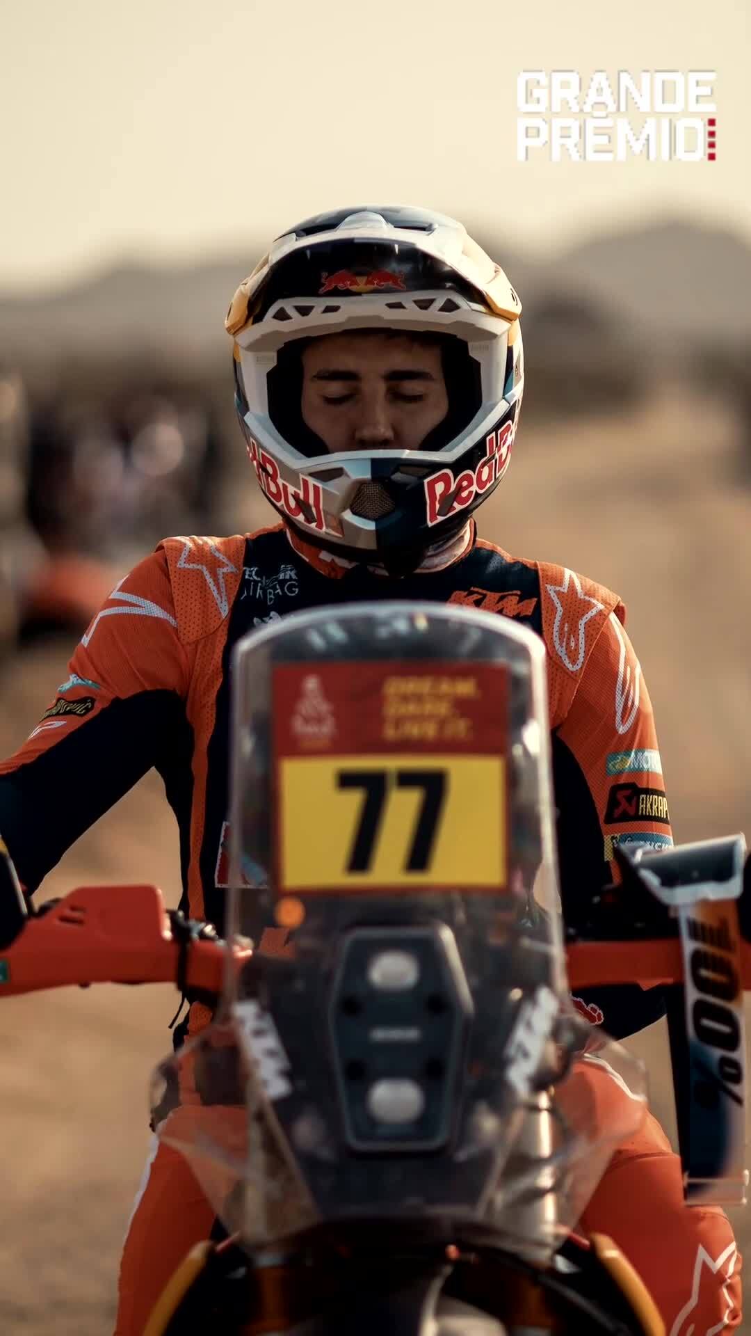 Benavides vuelve a ganar y lidera la general