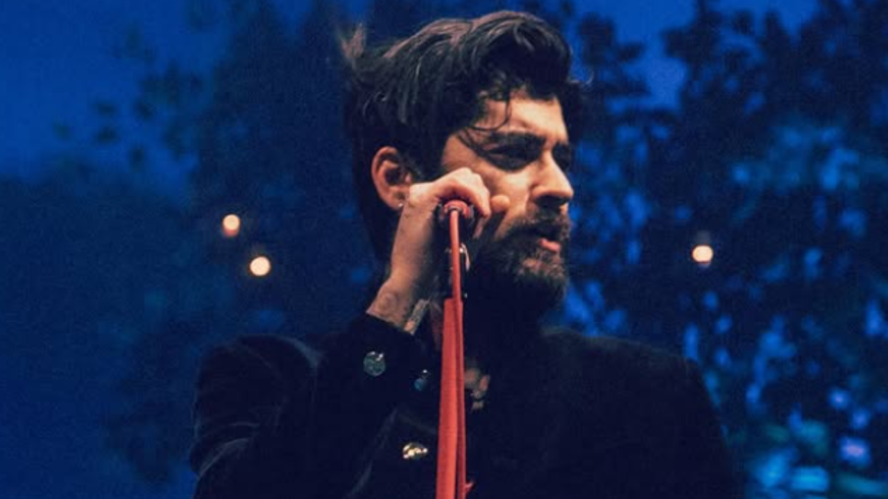 Zayn Malik announces first world tour in 2026; teases dates, venues ...