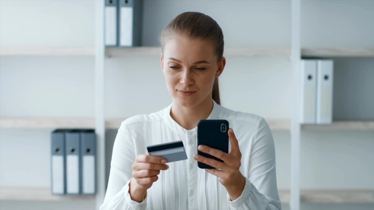 Inside the numbers: Credit card interest rates are high