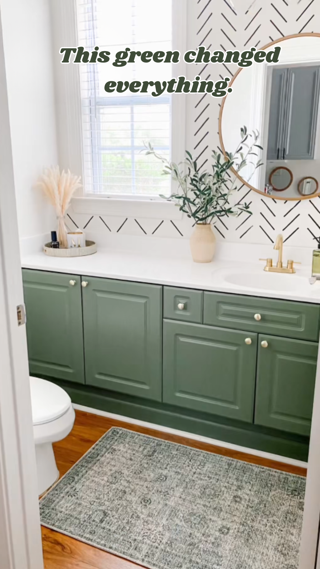 This cabinet color and formula are seriously amazing