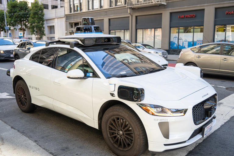 Questions mount over Waymo's problems during San Francisco outage