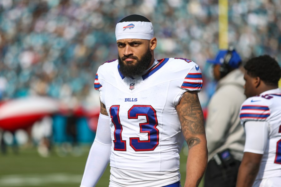Bills WR Gabe Davis out for season with torn ACL