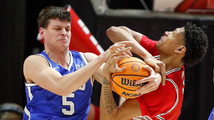 BYU basketball baffled as they fall down the AP poll for winning?