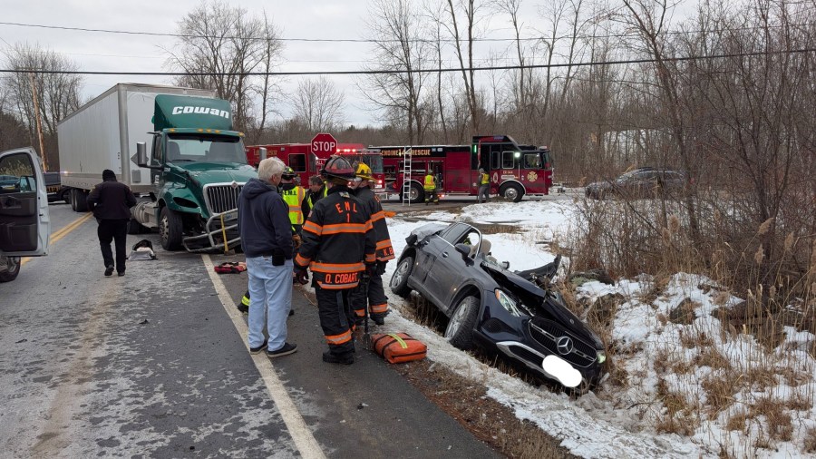 1 sent to hospital after tractor trailer crash in Milton