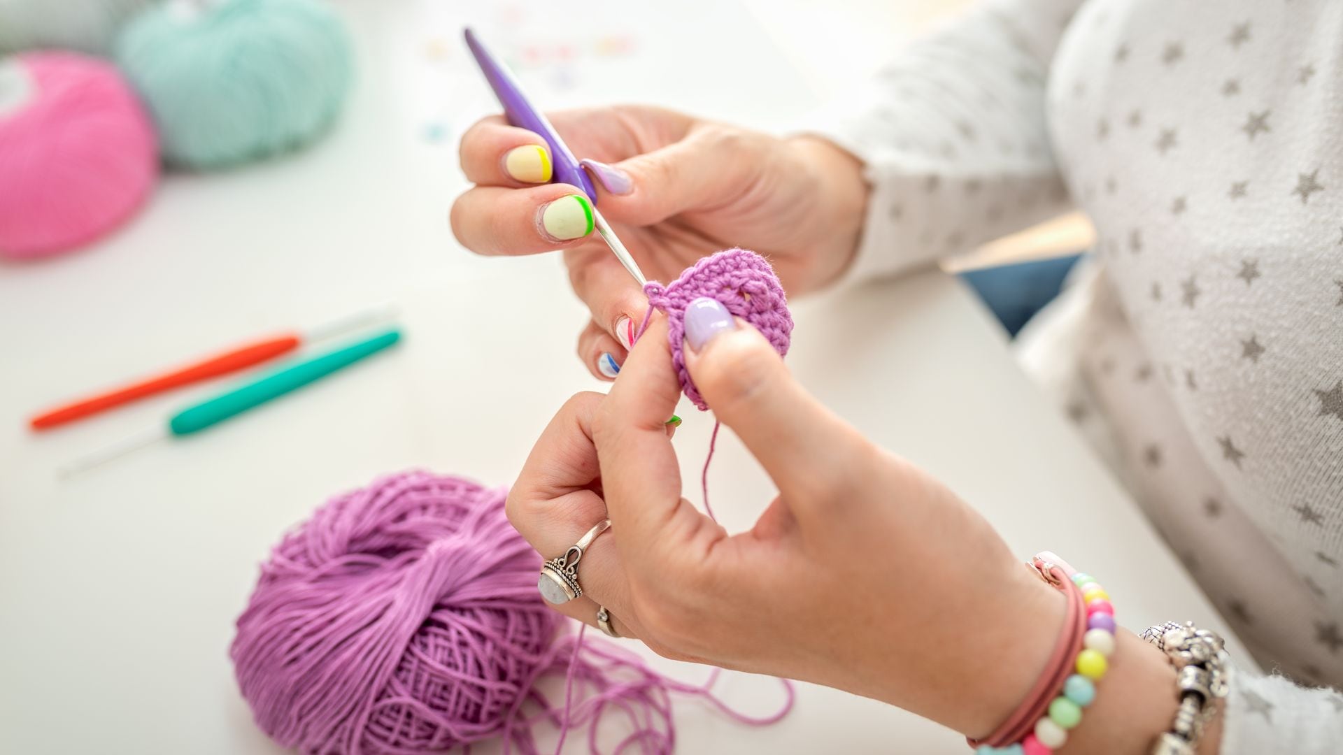 Millennial and Gen-Z moms are turning to grandma-inspired crafts: Here ...
