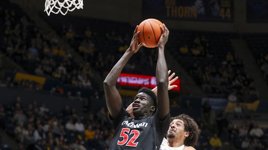 UCF fans heckle former Knights in Addition Arena return