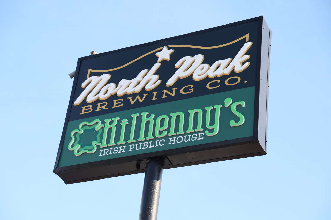 New signs hint North Peak Bay City brewery may open before St. Patrick ...