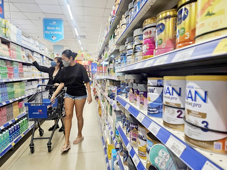 Nestlé thu hồi 17 lô sữa Nan: Nhiều phụ huynh lo lắng