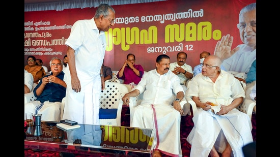 Centre withheld 3 months’ funds: Vijayan leads protest