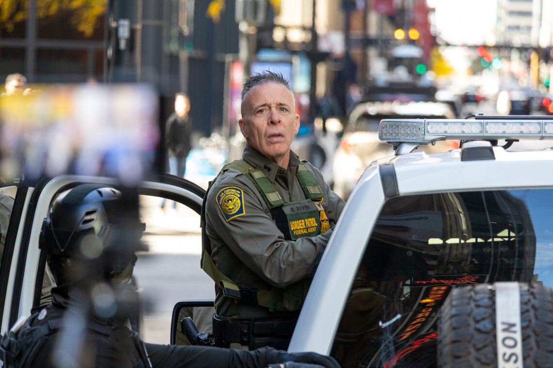 Lawsuit puts Illinois on offensive against 'menacing' immigration raids