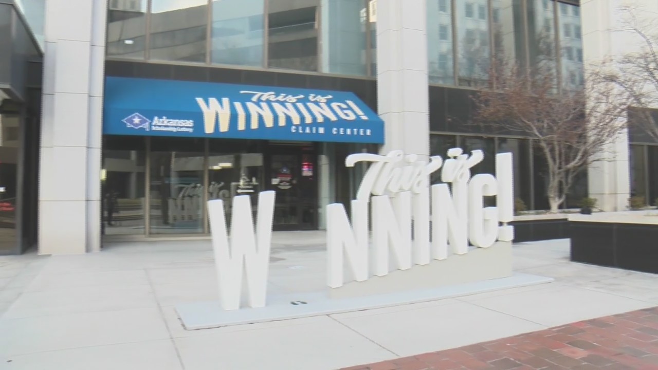 $1.8 billion Powerball jackpot still unclaimed after Christmas Eve drawing