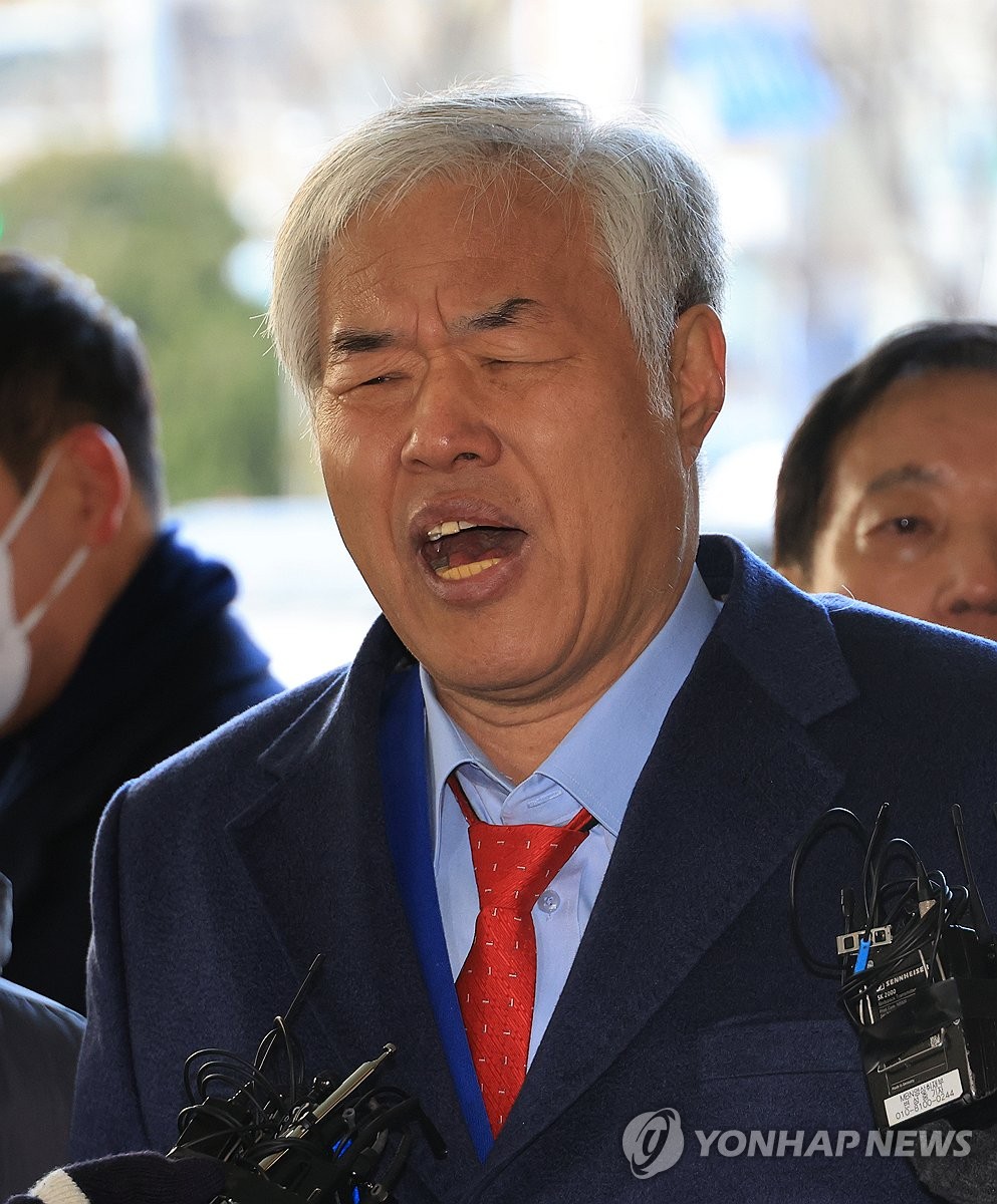 Court to decide on warrant for pastor