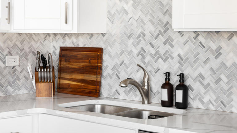 8 stunning kitchen backsplash trends that will be taking over in 2026