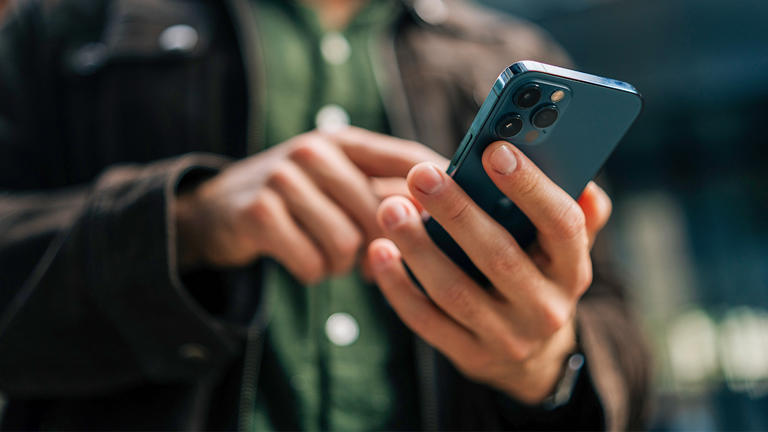 Apple strikes major deal with Google to power Siri with Gemini AI