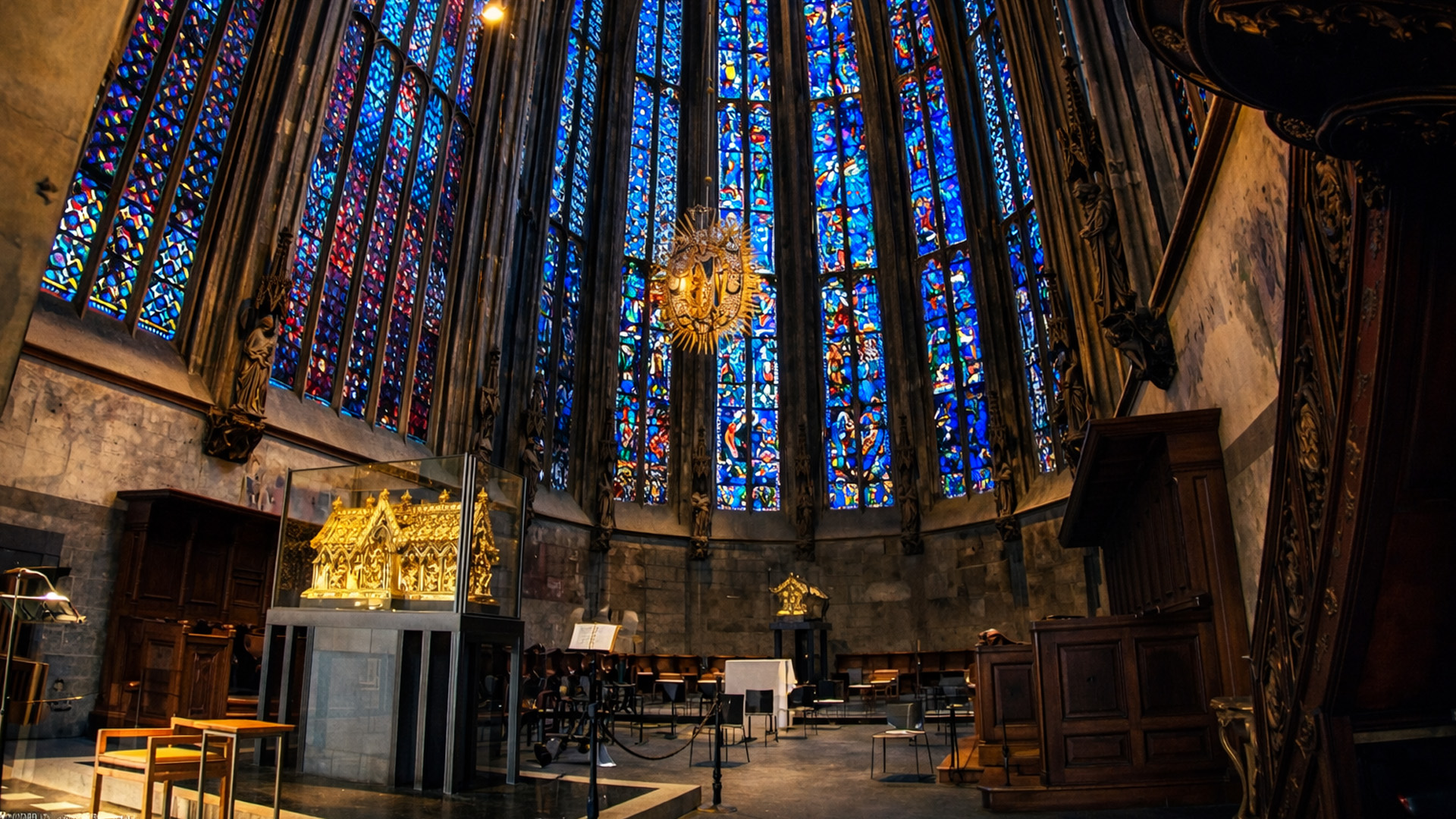 Walking inside Aachen Cathedral during a city tour