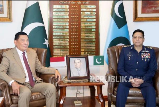 Indonesia dilaporkan tertarik akuisisi 40 unit jet tempur JF-17 Thunder ...