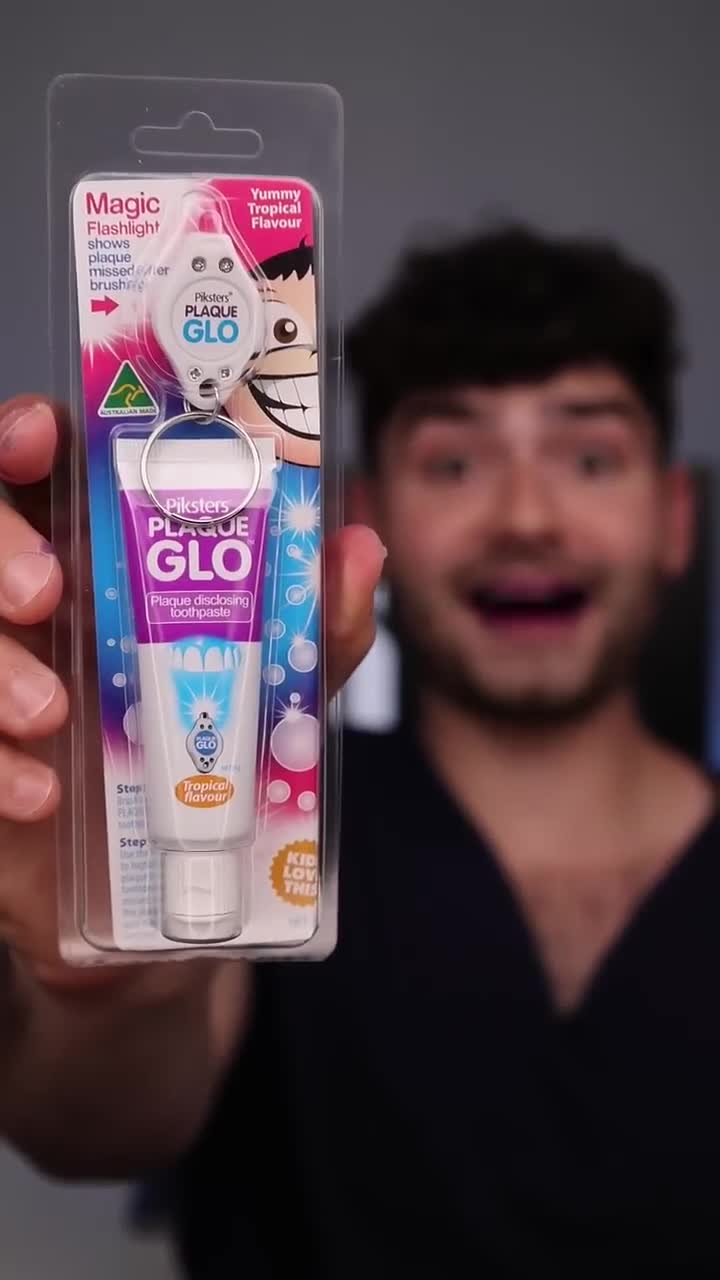 Poppy Playtime vs Five Nights at Freddy’s