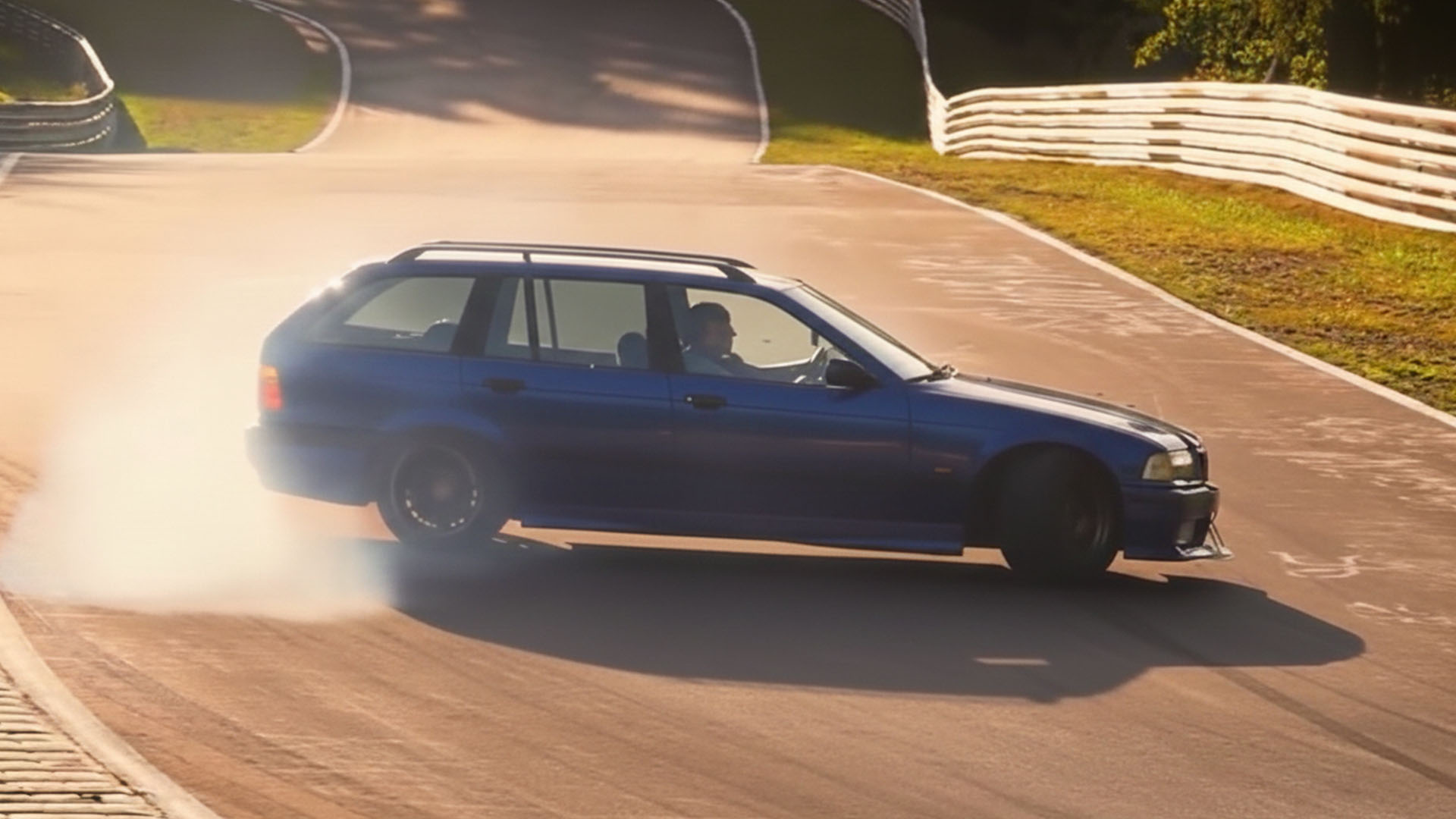 Car slides out during Touristenfahrten Nordschleife