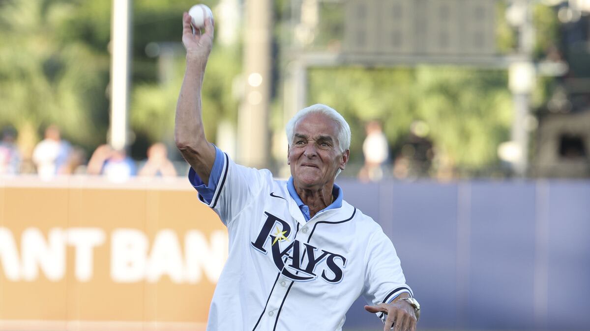 Charlie Crist’s fundraising for St. Petersburg mayor race eclipses Welch