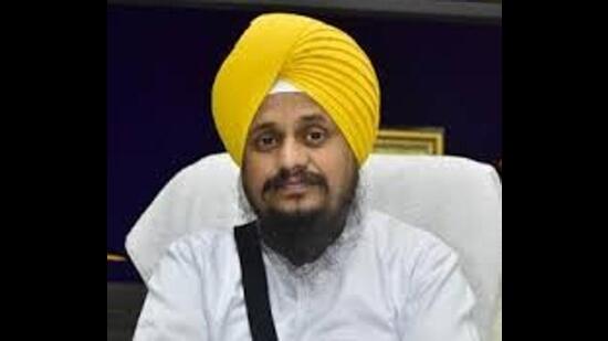 Facing fund crunch, SAD faction seeks ₹25k each from ex-lawmakers