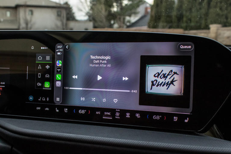 I drove the sporty and luxurious 2025 Audi SQ5: Here’s my honest review