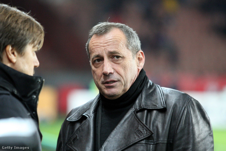 Leszámolás Franciaországban: anyja temetésén agyonlőtték a korzikai ...