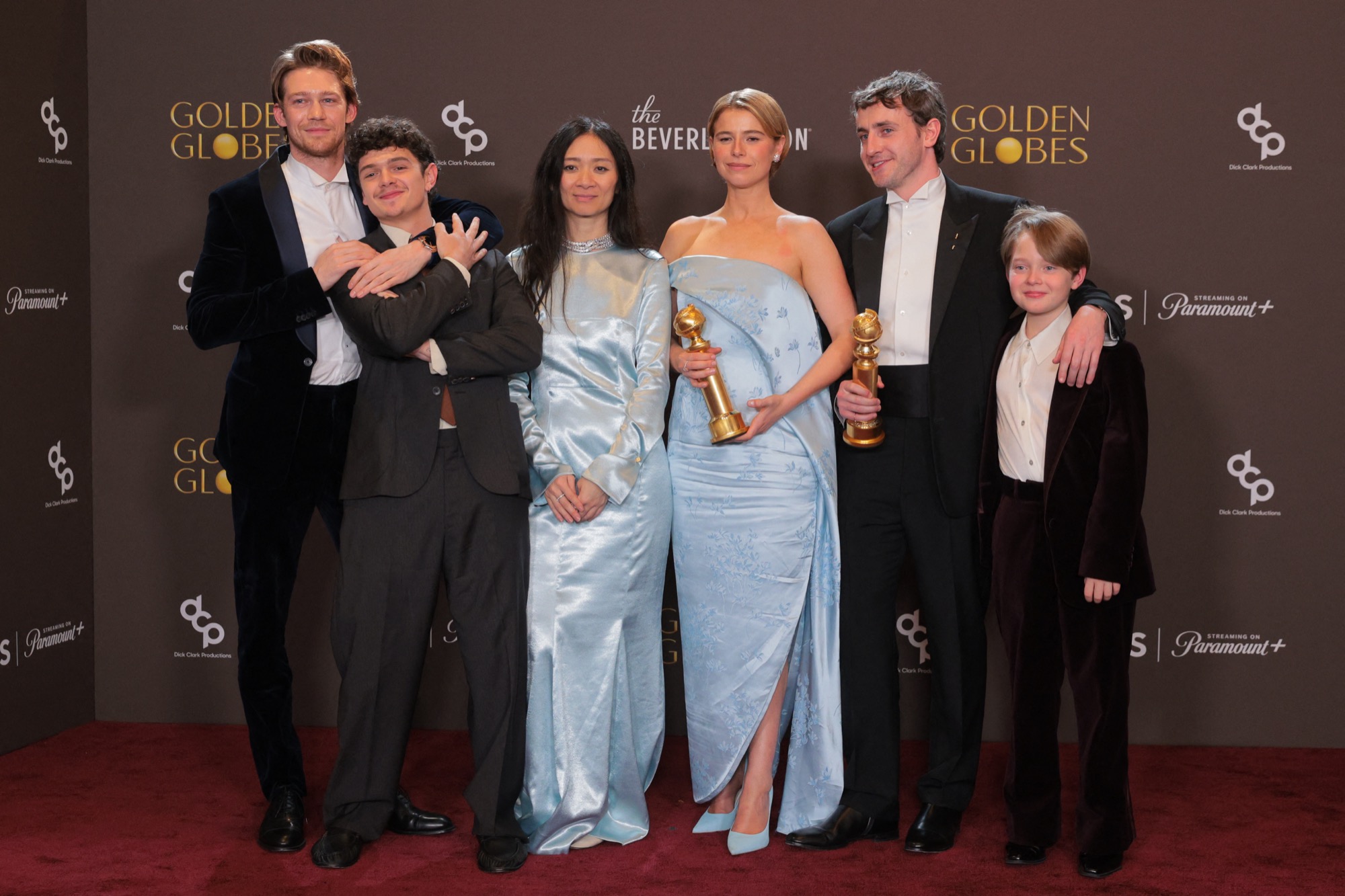 Joe Alwyn suffers wardrobe malfunction on 2026 Golden Globes red carpet