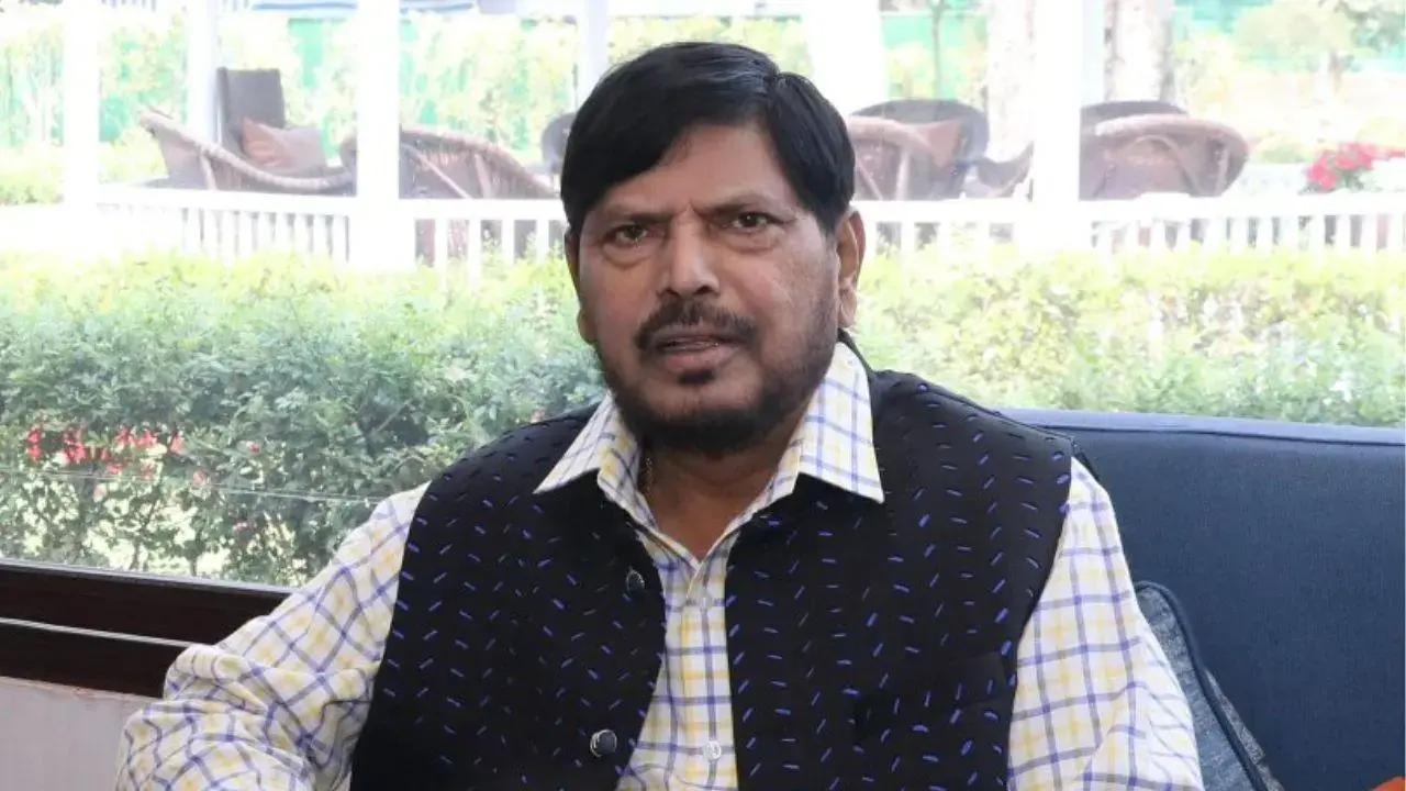 Uddhav Thackeray lost Sena symbol by quitting BJP, says Ramdas Athawale