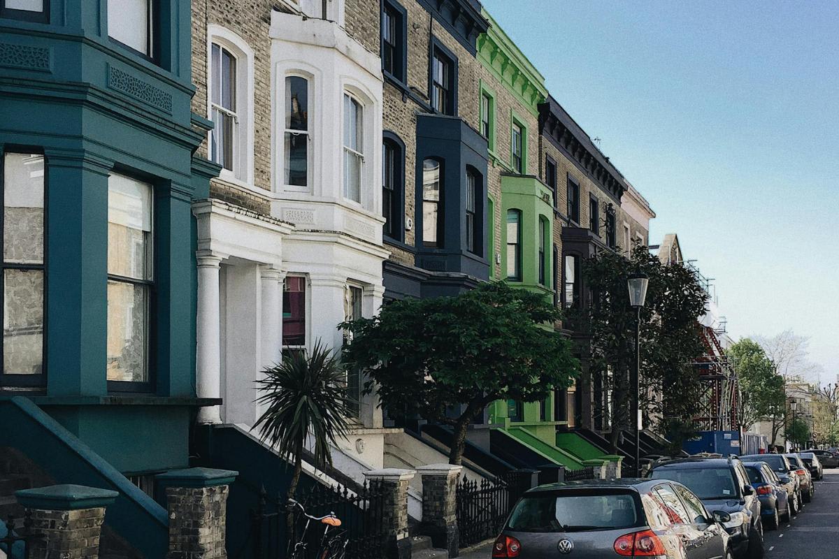 Booming mortgage market forecast as lenders cut rates and ease rules ...