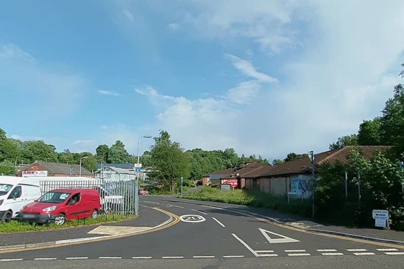 Firefighters battling Kirkintilloch blaze as police urge residents to ...