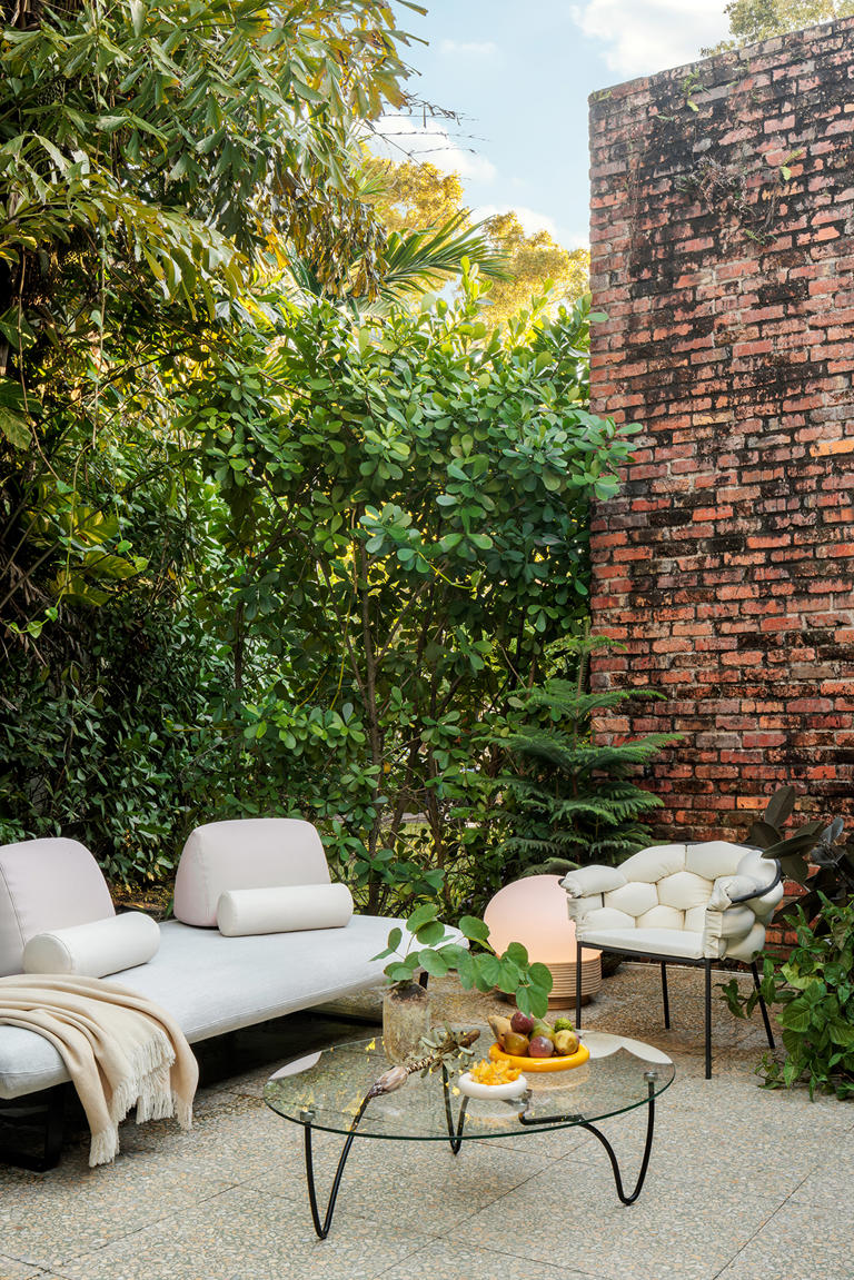 Banana yellow tile, reflective kitchen cabinets—if Miami were a house ...