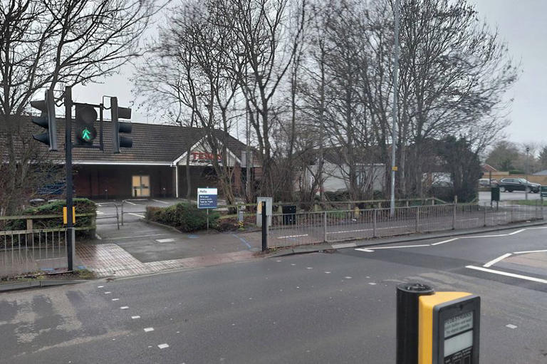 Four weeks of roadworks begin at vital Somerset crossing