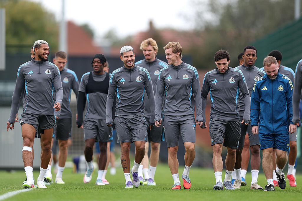 'Reliable' Newcastle United player suffering with knee injury - 'no ...