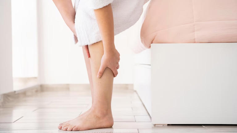 What is a ruptured plantar fascia? Understanding Australian captain ...