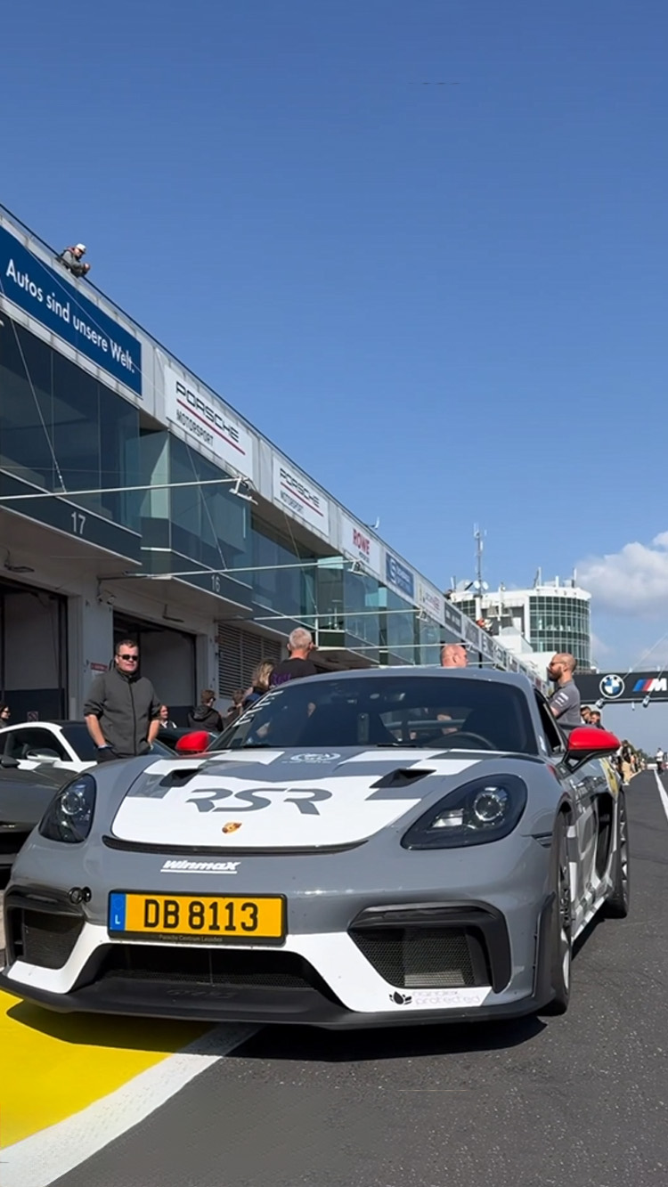 This GT4 RS does not hold back