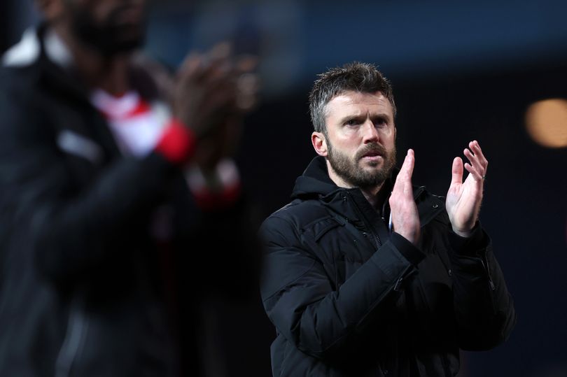 Michael Carrick's first Man United transfer solves two issues that ...