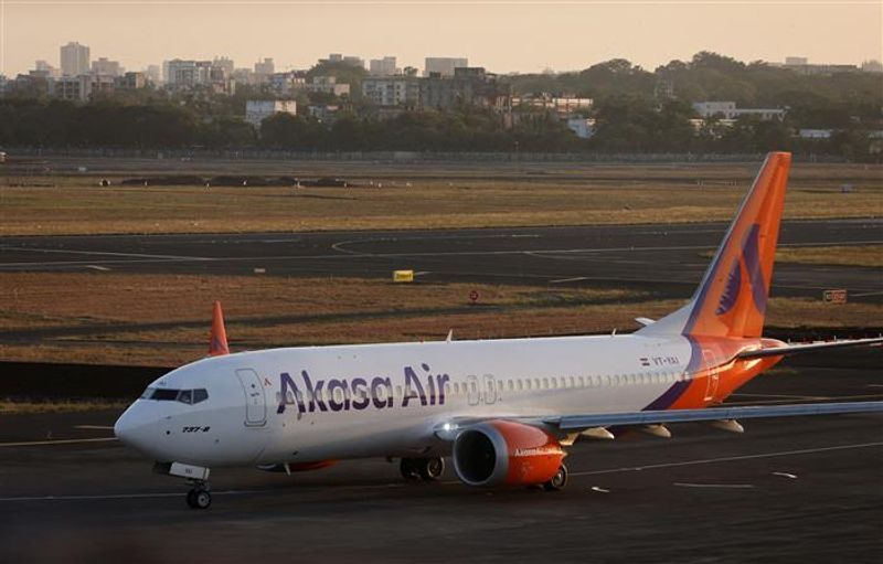 Snag hits Akasa Air Pune-Bengaluru flight ahead of departure; airline ...