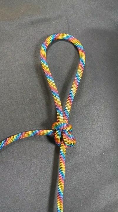 How to tie the angler’s loop knot