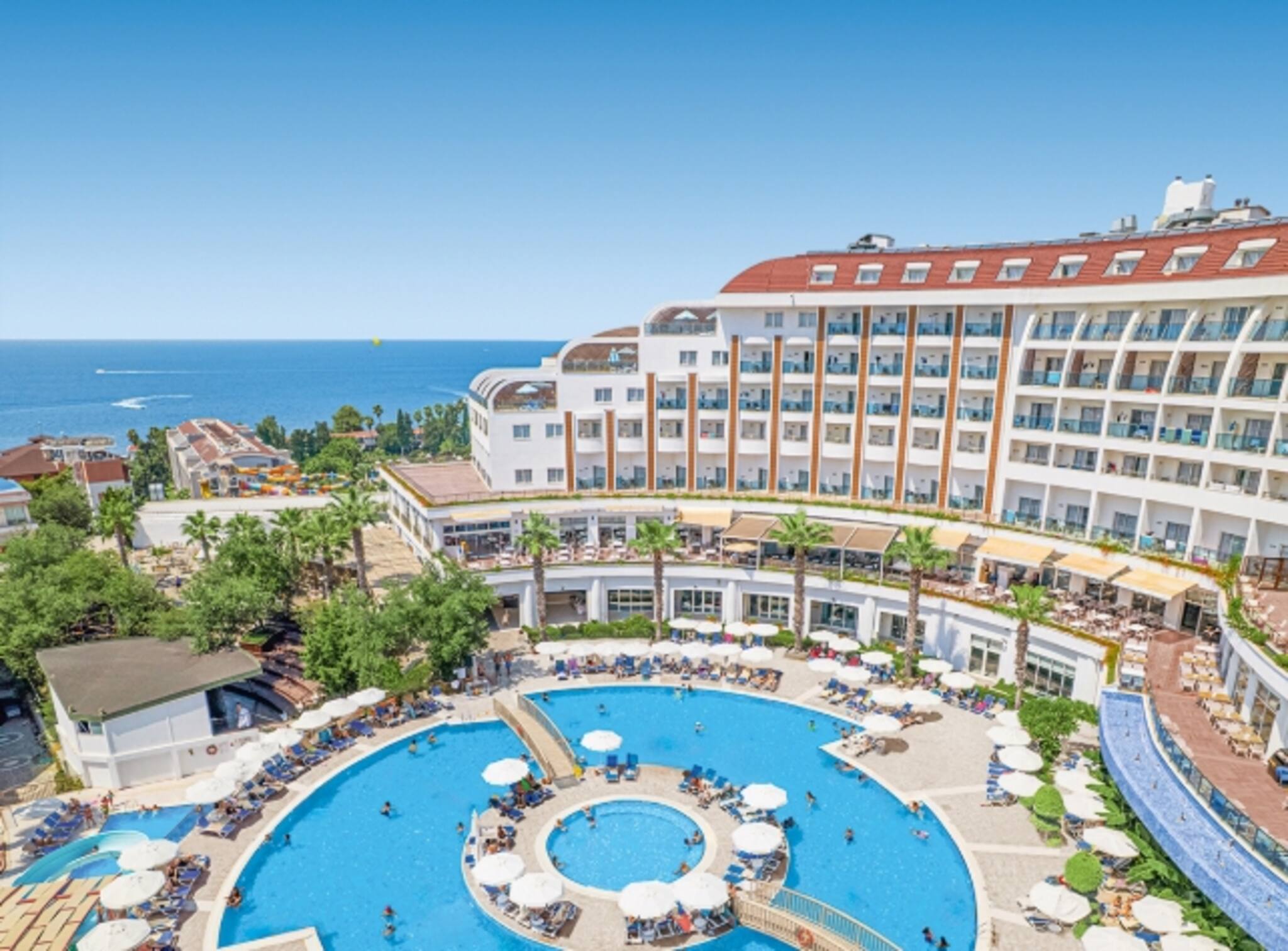 Familienurlaub in Side: 1 Woche all inclusive im 4* Strandhotel ab 436 Euro