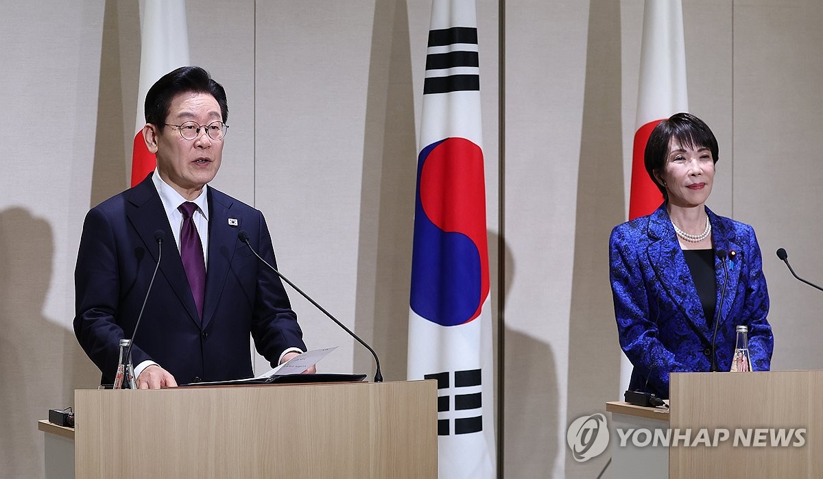 (3rd LD) Lee emphasizes need for 3-way cooperation with Tokyo, Beijing ...