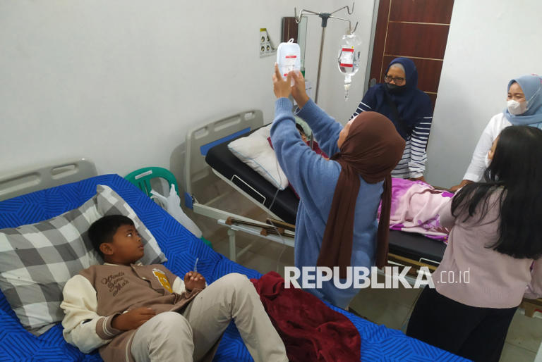 SPPG penyalur MBG yang diduga picu keracunan 803 siswa di Grobogan ...