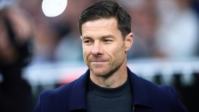 A cláusula que atenua a indemnização paga a Xabi Alonso pelo Real Madrid