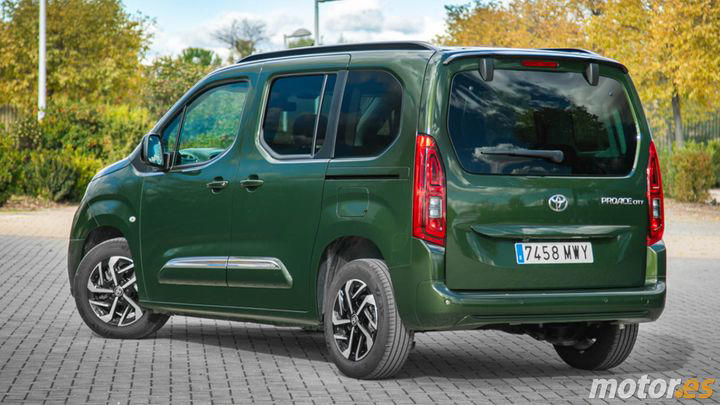 El Citroën Berlingo de Toyota baja 7.600 € y, con 597 litros de ...