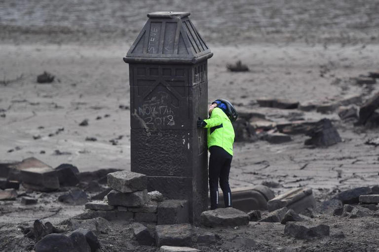 UK village 'lost under water' reappears every few years 2 hours from ...