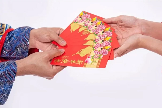 Makna filosofis tradisi angpao dan feng shui dalam perayaan Imlek ...