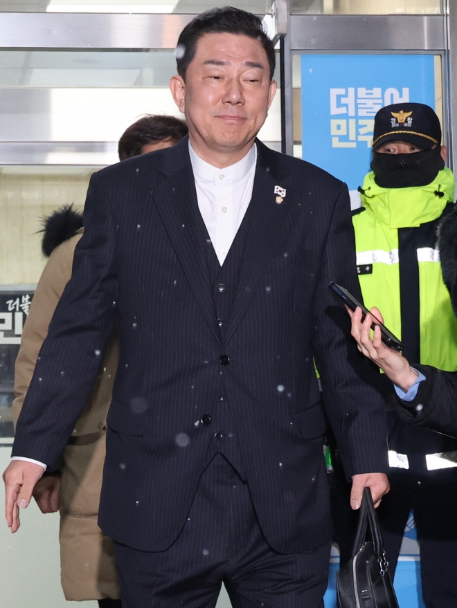 김병기 “스스로는 못 떠나” 재심 청구 예고… 與 “절차 존중”