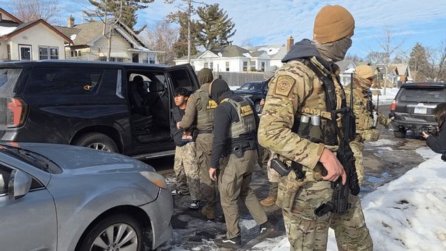 Border Patrol agents detain young man outside house in Minneapolis
