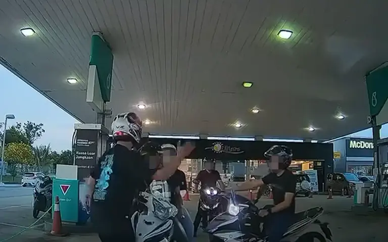 Officer barred from field duty after slapping incident, says Johor top cop